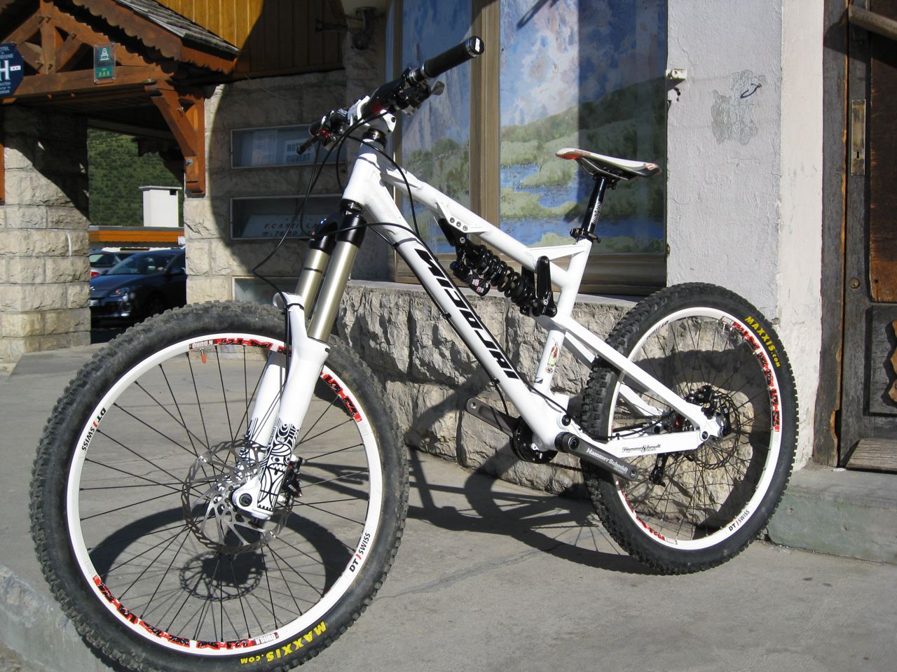 2010 Nicolai Helius AFR - Singletrack World Magazine