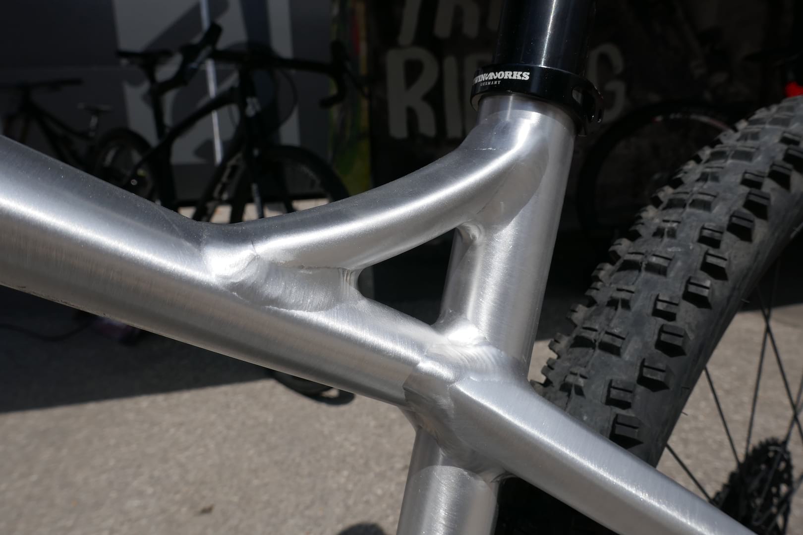 Alutech Cycles: a drop bar enduro bike, and a bike designed by ...