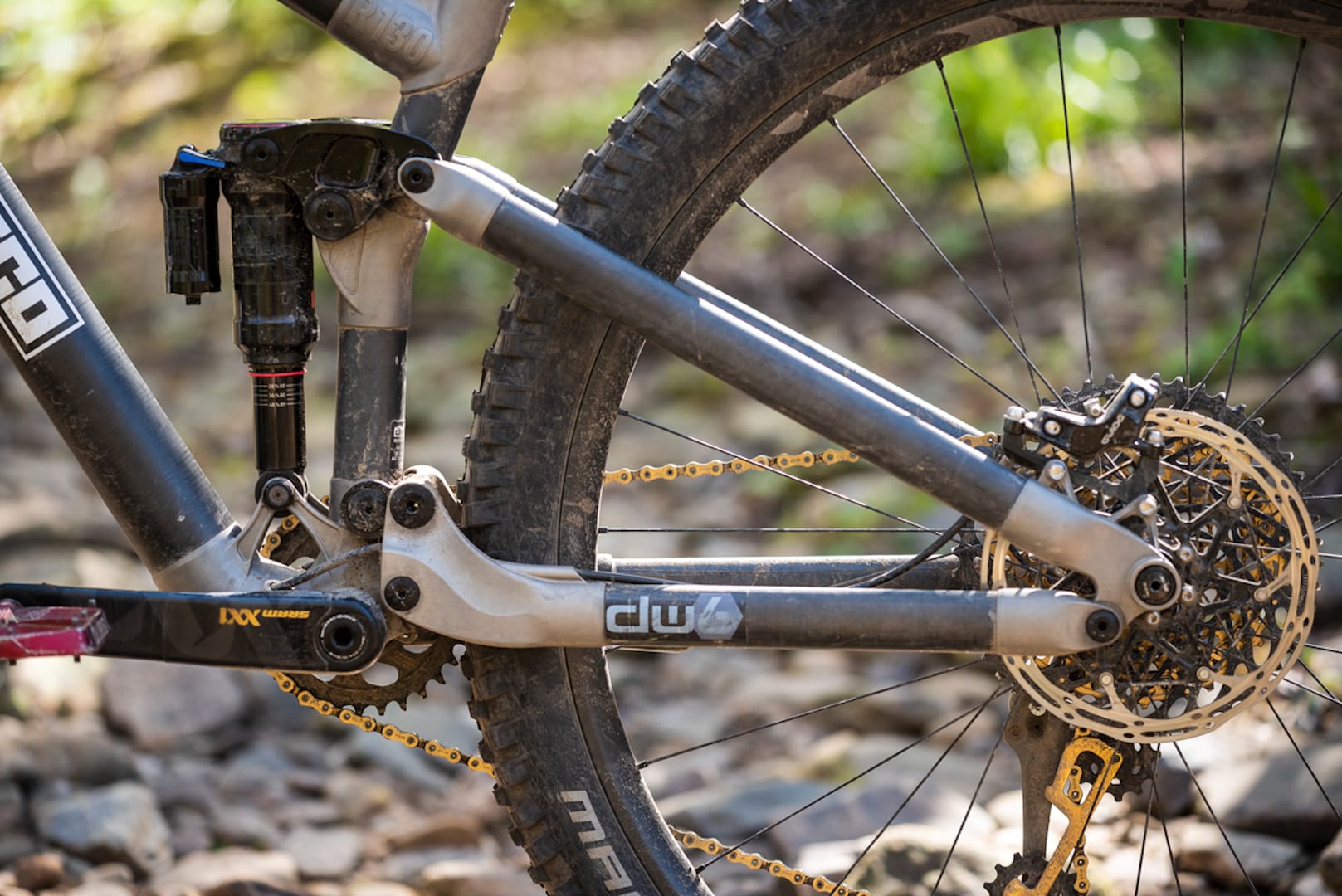 UK-Made Full Suspension Group Test - Robot R130 Review - Singletrack ...