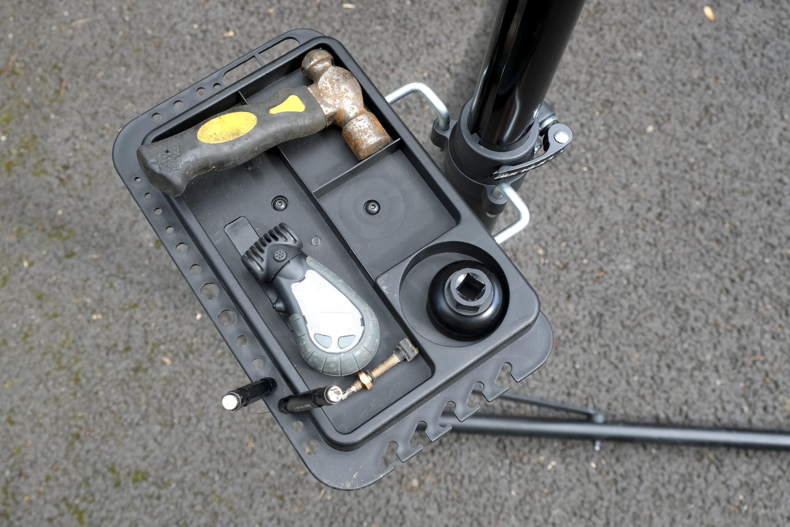 Lifeline Pro Bike Workstand review - Singletrack World Magazine