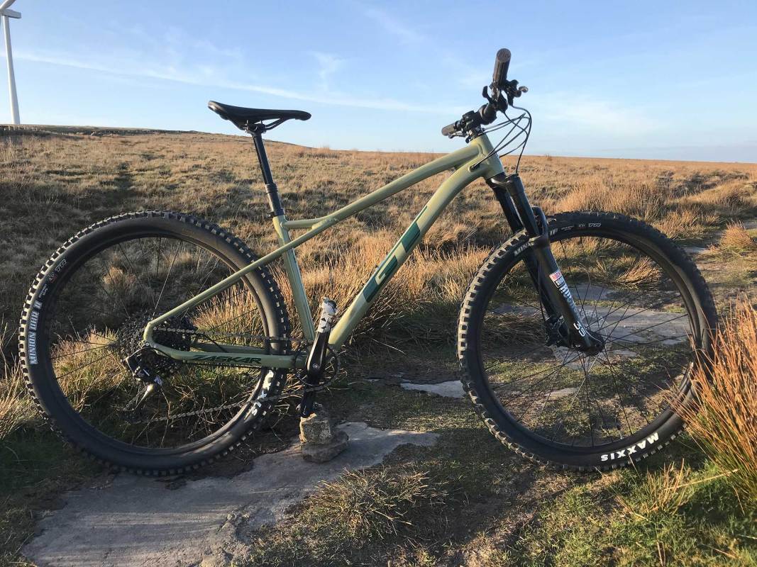 First Ride Review: GT Zaskar LT Expert – Singletrack World Magazine