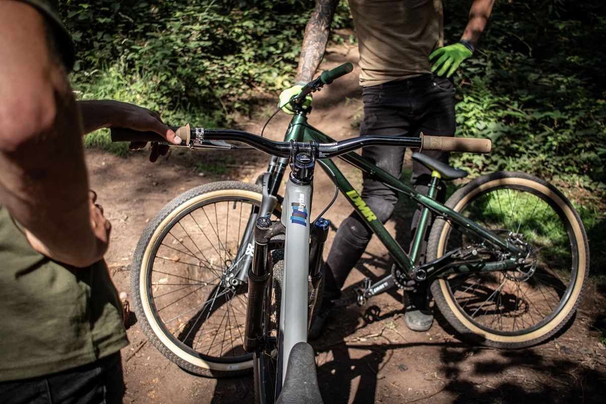 DMR Rhythm | Jumping to a new beat – Singletrack World Magazine