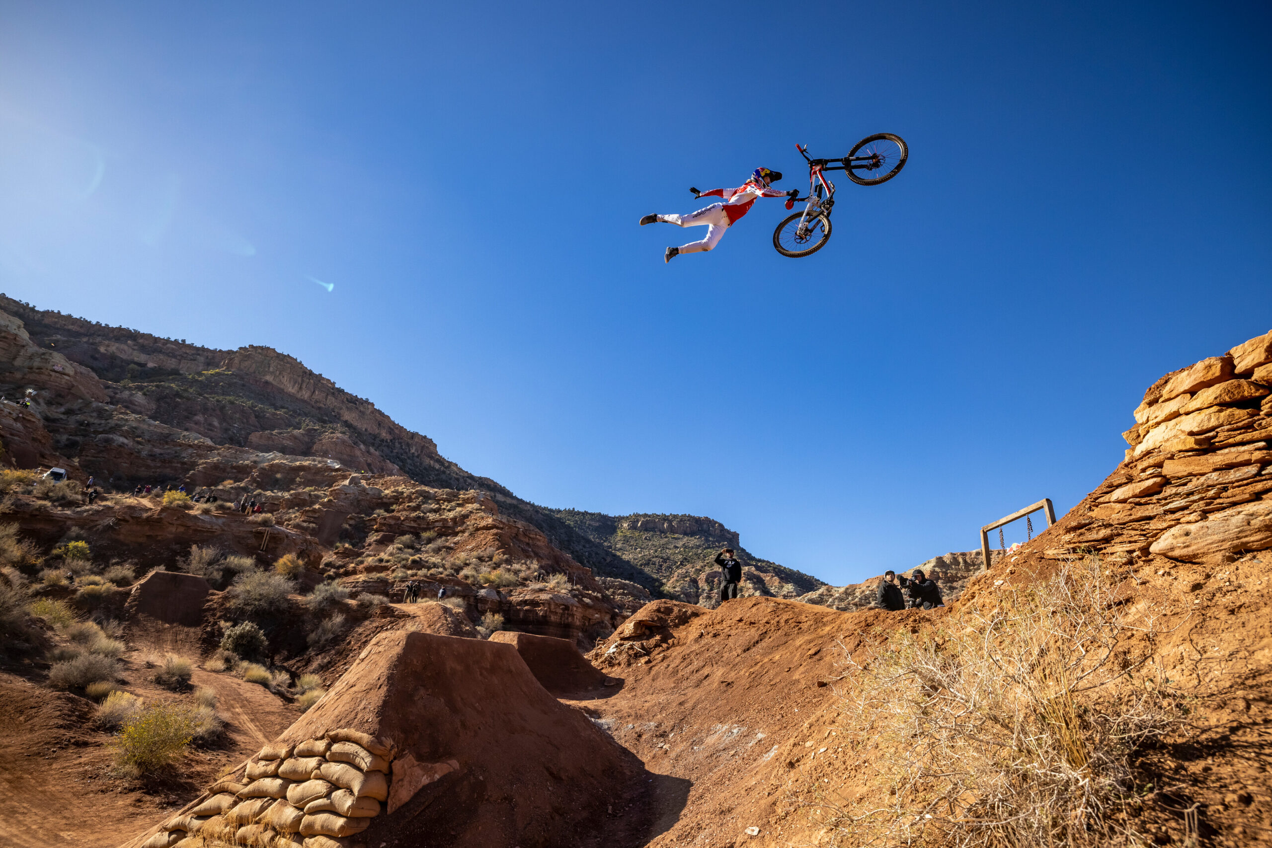 TFFT, Gee Atherton Isn’t In The 2024 Red Bull Rampage Men’s Lineup ...