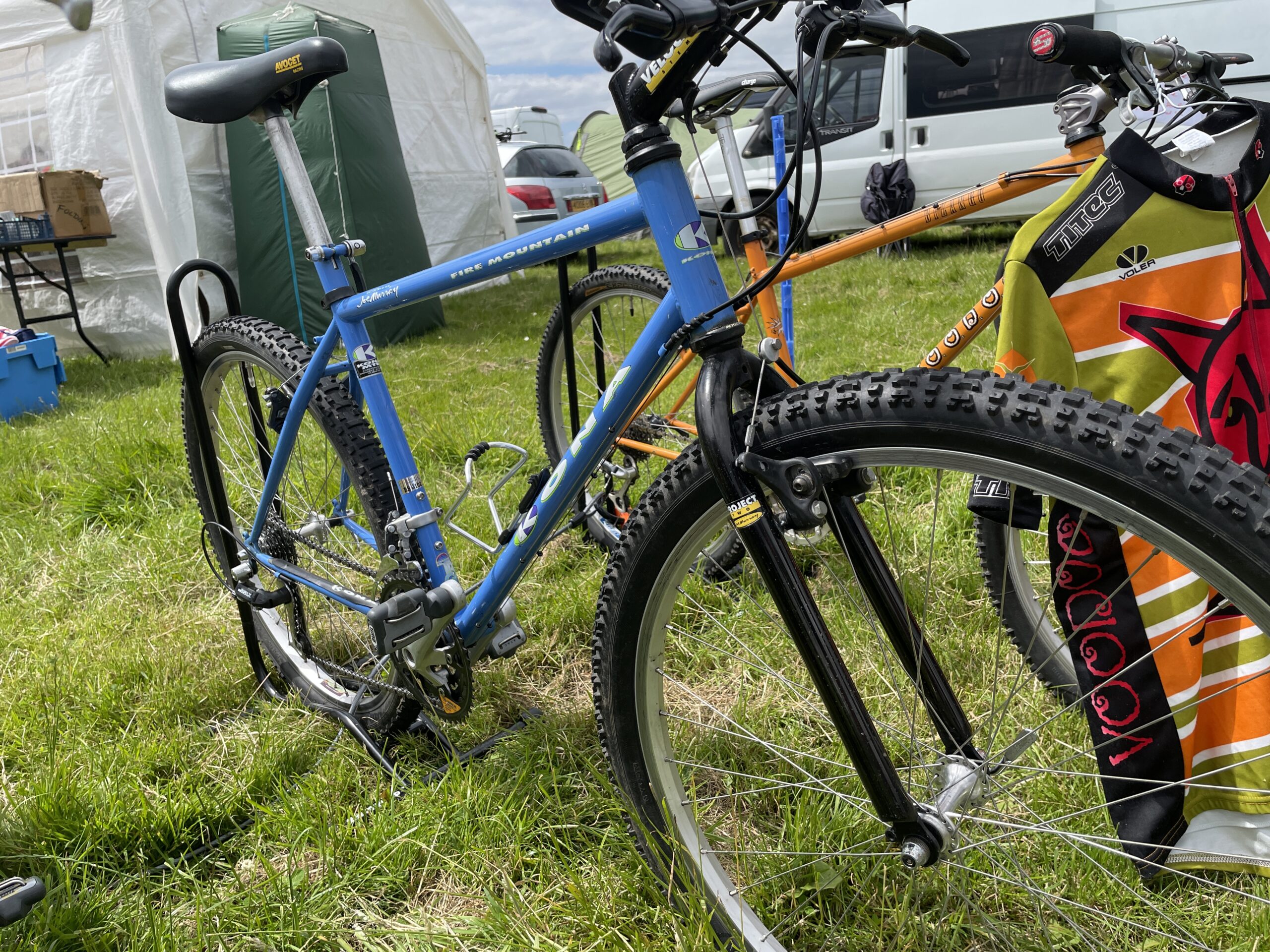 Spotted: Ted’s Retro Kona Themed Collection – Singletrack World Magazine