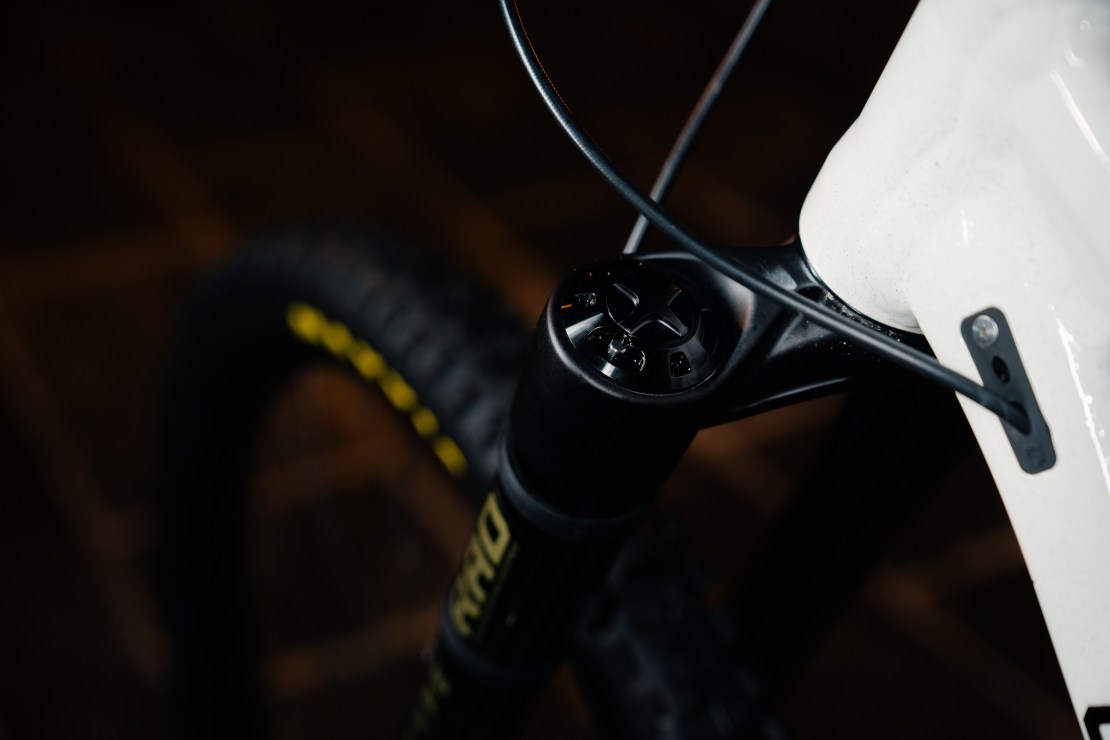 Fox Podium inverted fork is a real (expensive) thing – Singletrack ...