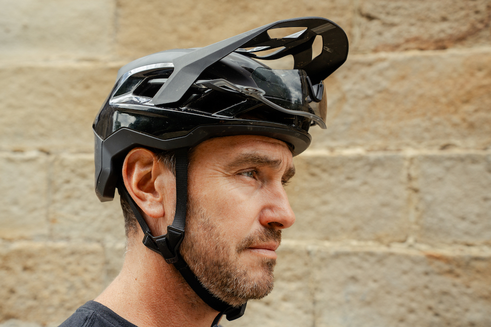 Fox Speedframe Pro helmet review – Singletrack World Magazine